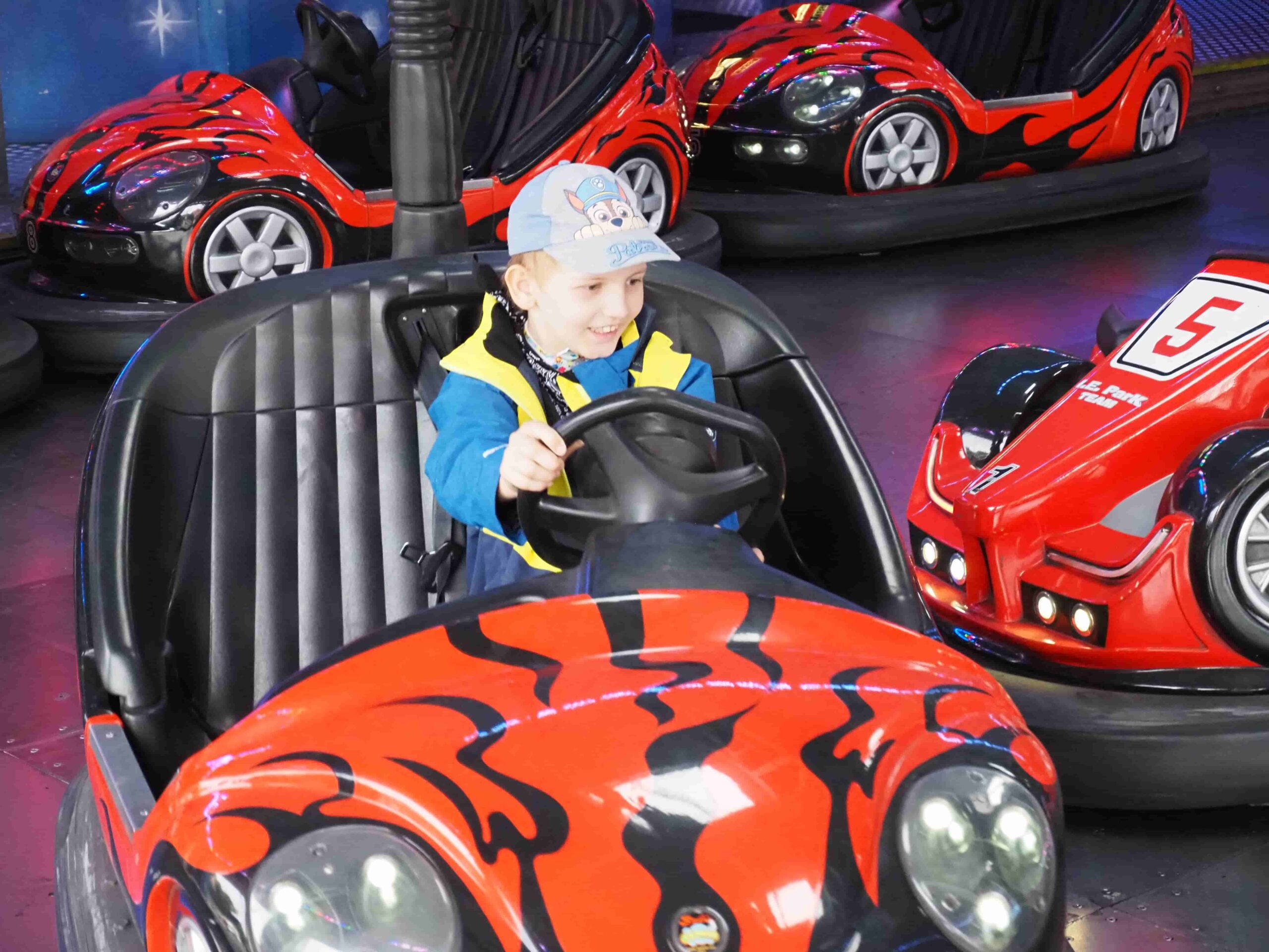 Bei Raphael wird jetzt durch die Wohnung geflitzt!